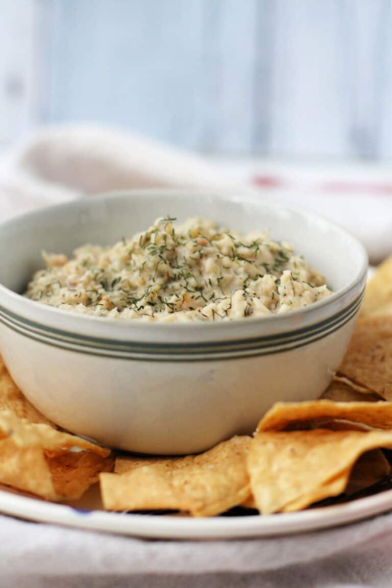 White Bean Dip with Lemon and Dill. - The Pretty Bee