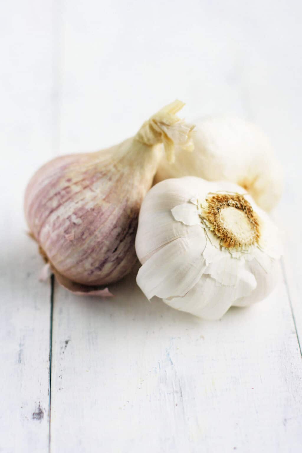 Easy Roasted Garlic. - The Pretty Bee