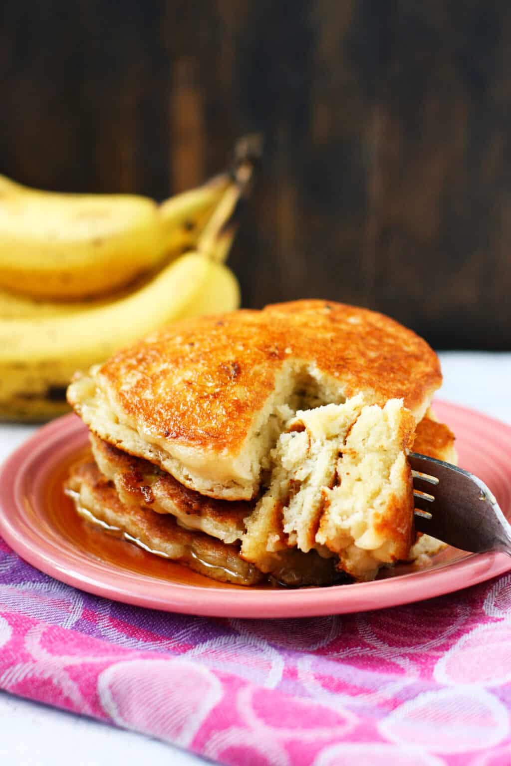 The Fluffiest Vegan Banana Pancakes The Pretty Bee The Fluffiest Vegan Banana Pancakes The Pretty Bee